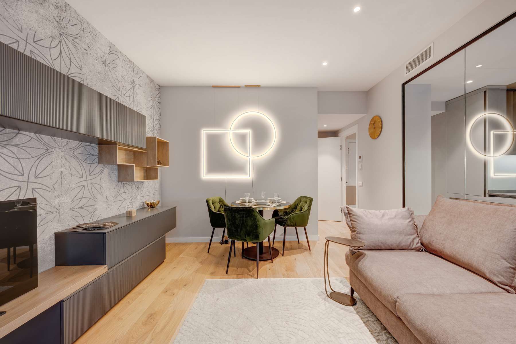 NUSCO CITY 2 CAMERE - PORTOFOLIU | Rovere