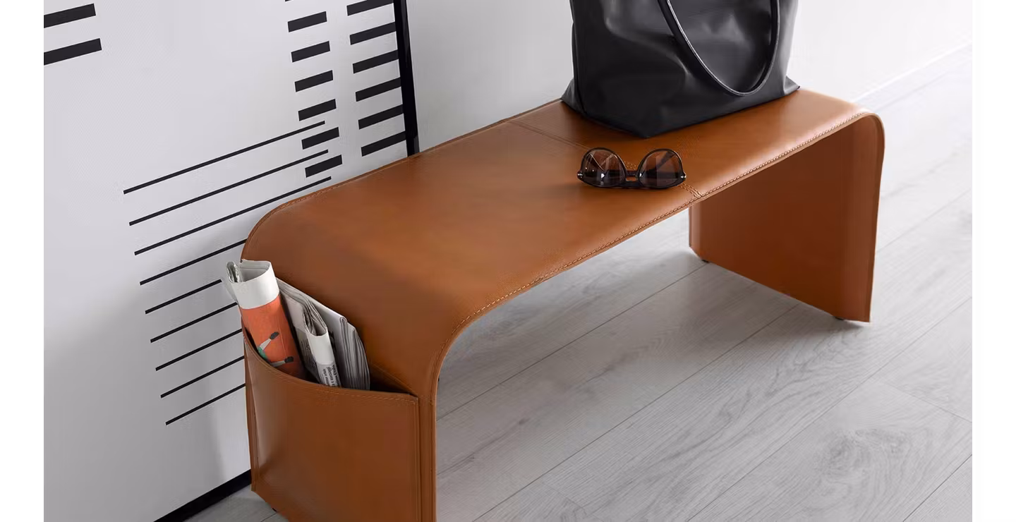Banca Shape Melange Cognac – Design Modern Tapitat in Piele Cognac | Rovere